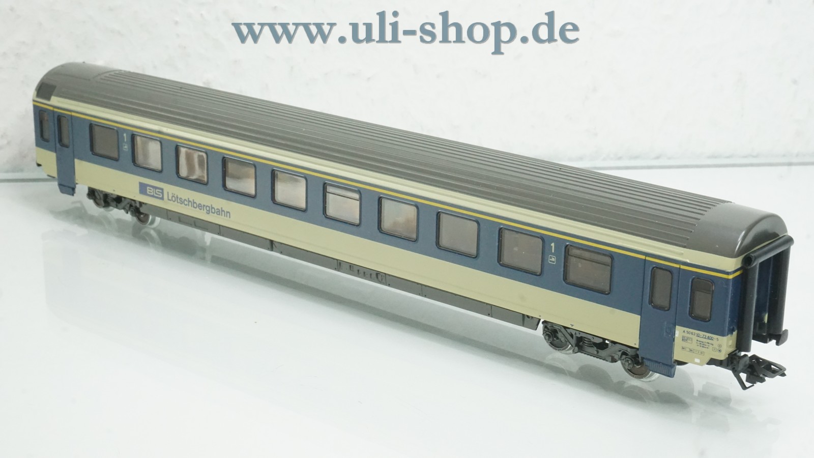 Märklin 4218 H0 Eurofima Schnellzugwagen 1. Klasse der BLS